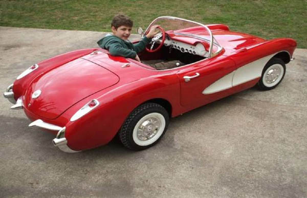 Half-size Sports Cars that are almost Identical to the Real Car